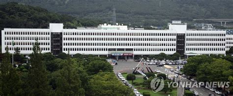 경남도 산업용지 포화상태 부산·진해경제자유구역 확대 추진 연합뉴스 경남도 산업용지 포화상태 부산·진해경제자유구역 확대 추진 연합뉴스