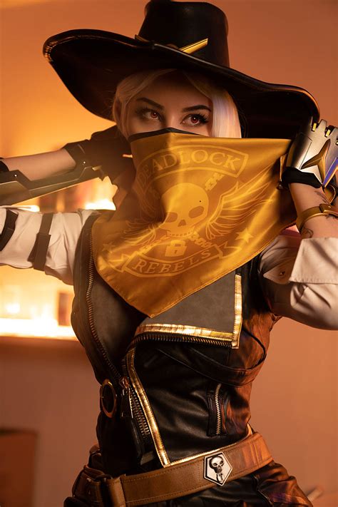 Cosxuxi Club Helly Valentine Ashe