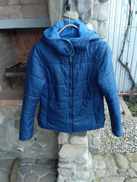 Весняна курточка — цена 100 грн в каталоге Куртки Купить женские вещи