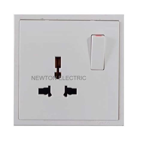 Promo Simon I7 Stop Kontak Multi Standard Socket W Switch White