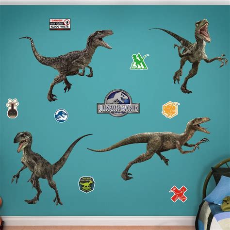 Fathead Nbc Universal Raptor Jurassic World Peel And Stick Wall Decal