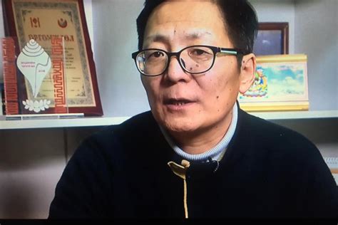 Зохиолч яруу найрагч П Батхуяг тэнгэрт дэвшжээ