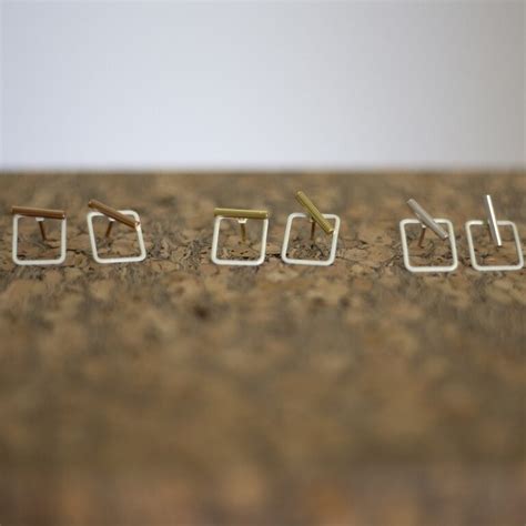 Line With Square Netnkameel