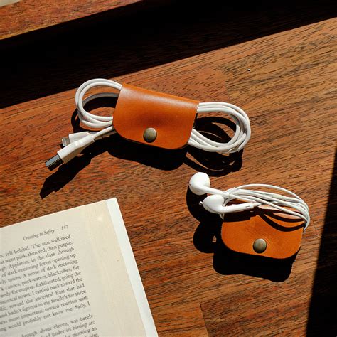 헤비츠 3850 코드키퍼 가죽 이어폰 전선 케이블 감개홀더 선정리 3개 세트 위시버킷