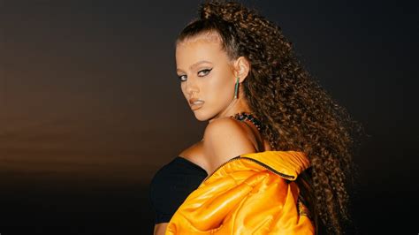 Exclusive Palestinian Chilean Singer Elyanna Wants Arabic Music To