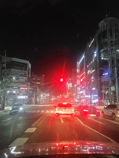 퇴근하고 스하리 하는거 맞지 나 퇴근하고 왔어~~ 난 1인 미용실 하는데 평일엔 밤 12시까지 운영해 살다보니 해야 할것도 많고 하고싶은것도 많고 내 두