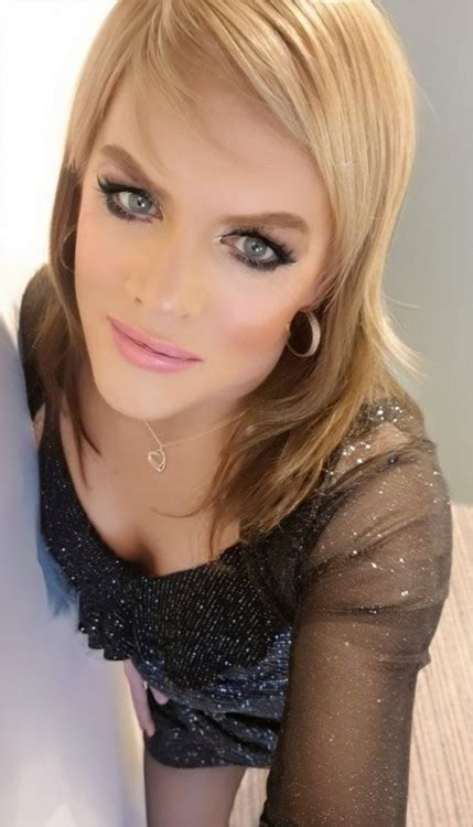 Dominant Goddess Sophie Tumbex