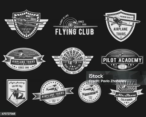 빈티지 항공 로고 템플릿 아이콘 엠 블 럼 컬러 그래픽 컬렉션 징후 항공 투어 검은 배경에 절연 프로 모션 프로 모션 벡터 세트 로고에 대한 스톡 벡터 아트 및 기타 이미지