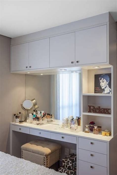 25 แบบโต๊ะแต่งหน้าบิวท์อินสวยๆ ใช้พื้นที่คุ้ม Ladyissue เว็บรีวิว