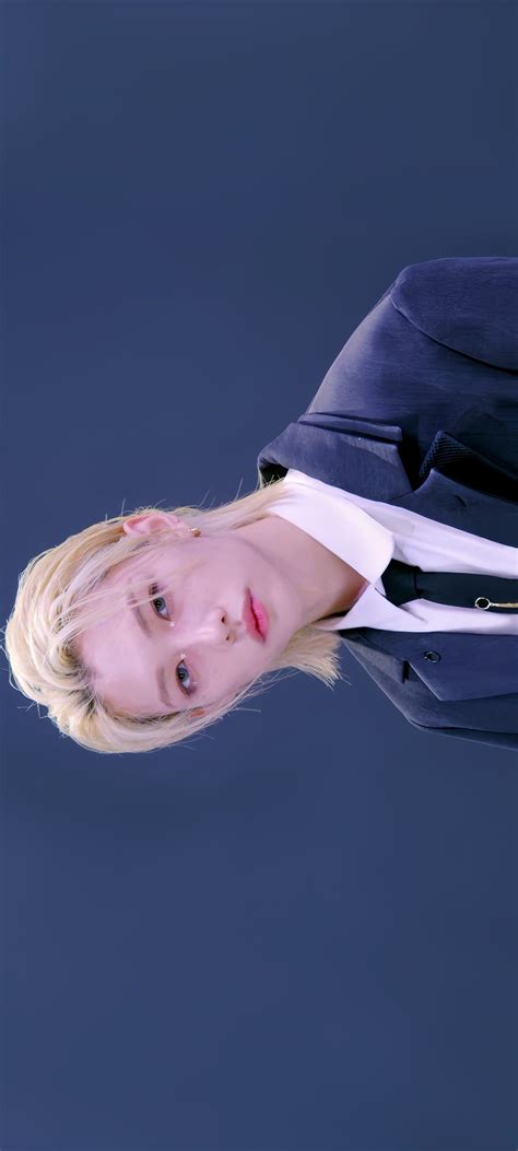 Felix ★★★★★