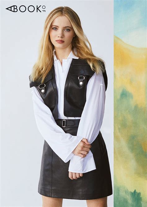 Freya Allan Freya Celebrities Female Famous Girls
