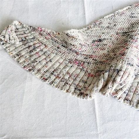 Mara Shawl Pattern By Madelinetosh Shawl Pattern Shawl Patterns