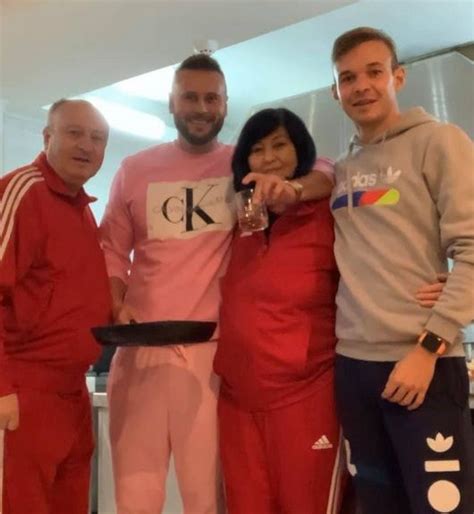 Fostul Arbitru Marcel Lică Se Retrage își Vinde Baza Sportivă Eden Unde S Au Antrenat Tecău și