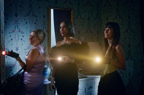 Barracuda Queens True Story The Real Burglars Who Left Champagne