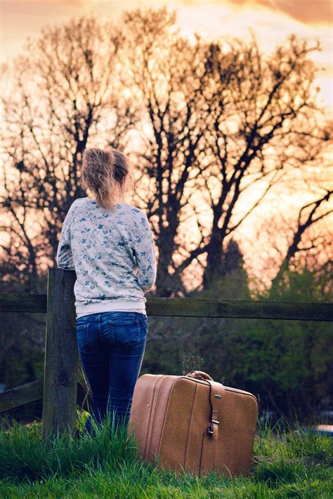 Alone Girl Wallpapers Wallpaper Cave