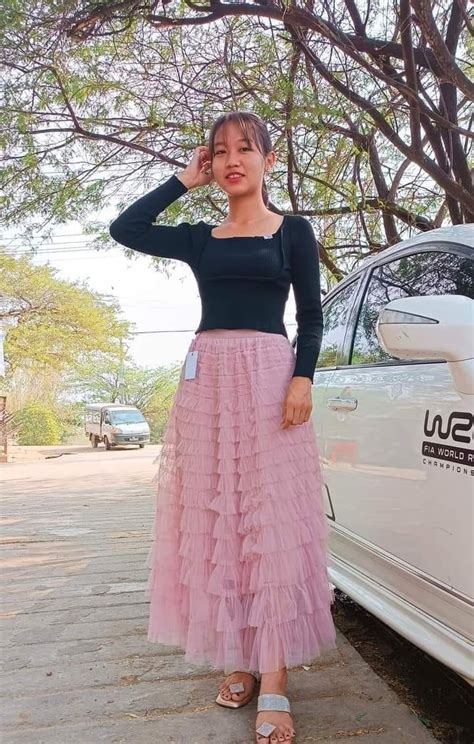 အမိုက်စား Luxury ကော်နာ ဖက်ရှင် ချောက်မြို့