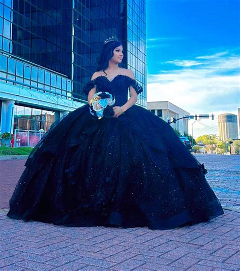 Introducing Amy Tarango Flowers Davis Immigration Law