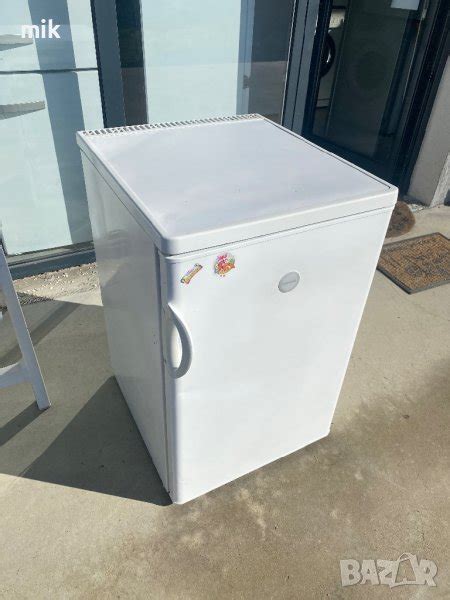 Малък хладилник с камера АЕГ Електролукс в Хладилници в гр Карлово Id40108207 — Bazar Bg