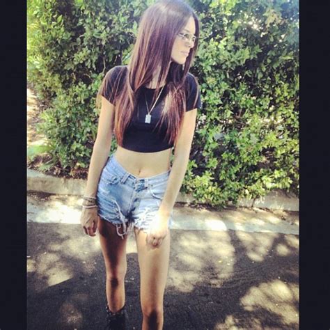 Kendall Jenner Twitter An Instagram Personal Photos January 2014 Collection CelebMafia