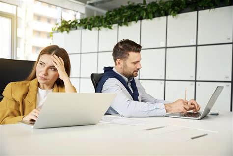 What Is Workplace Harassment Identify The Warning Signs