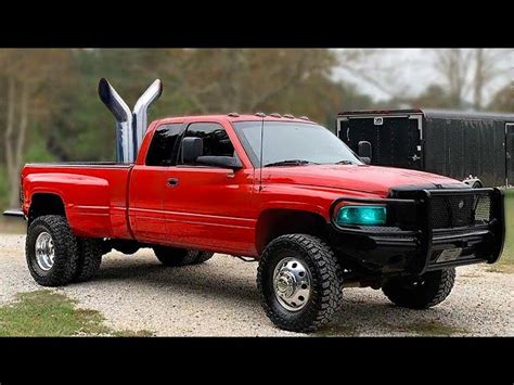 Badass Duramax Rolling Coal Badass Duramax Rolling Coal