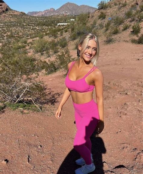 Kaylee Is An Independent Female Escort In Las Vegas Escorts