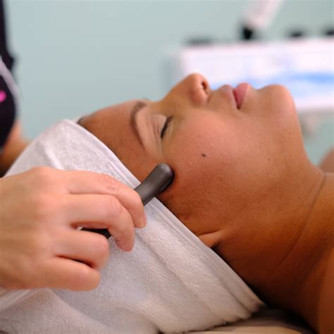 Microdermabrasion Treatment Pure Simple