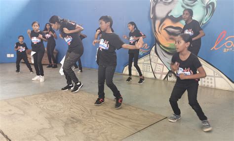 Free Line Dancing Classes At Nelson Mandela Community Youth Centre