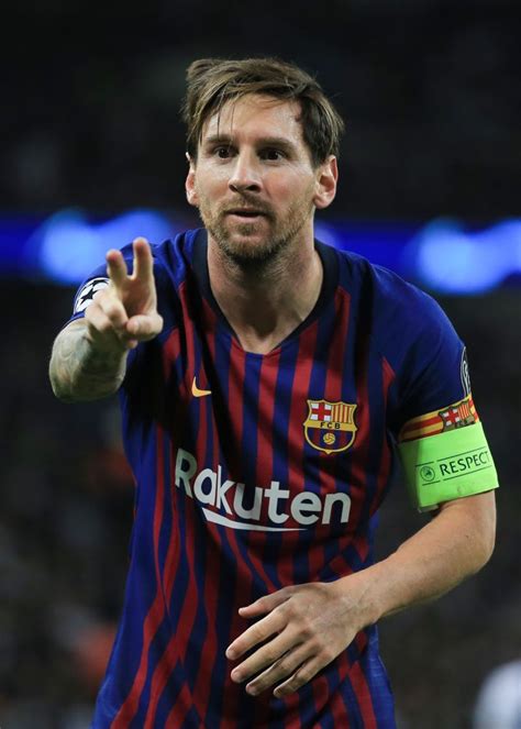 LONDON ENGLAND OCTOBER Lionel Messi Of FC Barcelona Celebrates Scoring Their Rd Goal