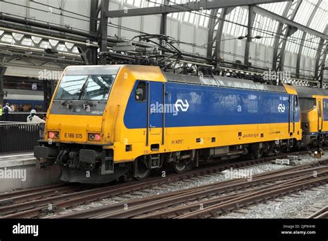 Ns Traxx Class 186 Electric Locomotive E186 015 At Amsterdam Centraal