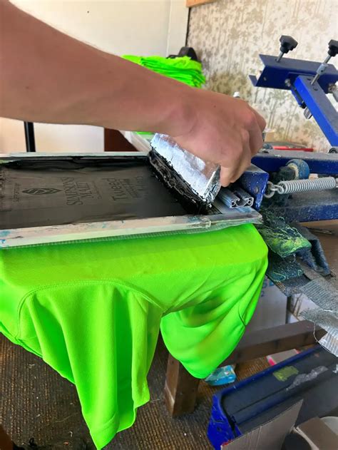 Screen Printing Squeezing Ink Fpuniformz