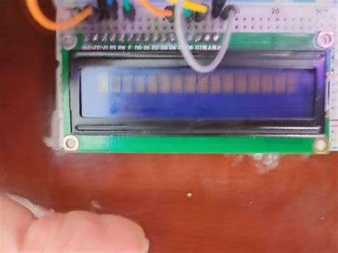 Meu Lcd Do Arduíno Está Aparecendo Isso Mesmo Com O Código Estando