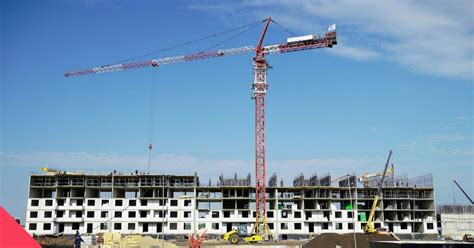 «Це все напоказ Як росіяни відбудовують Маріуполь — Bird In Flight