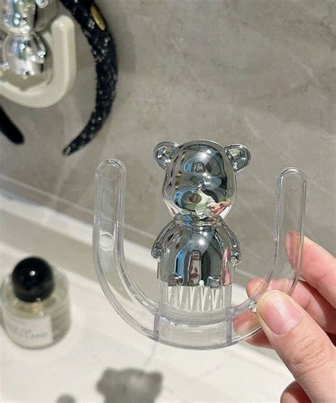 🎀11 블링블링 완정 귀요미🎀 무타공 실버 곰돌이 슬리퍼 거치대 틈새수납 욕실화 실내화 걸이 에이블리