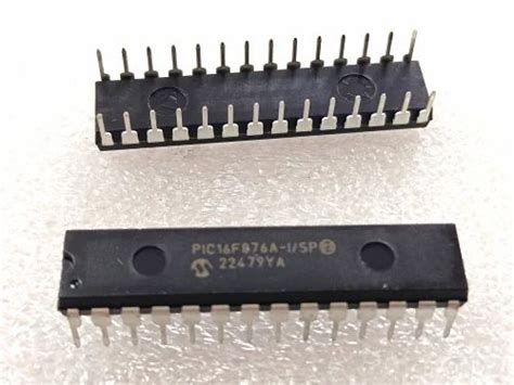 Microcontroller Chip Pic18f452 I Pt Microcontroller Wholesale Trader From Mumbai