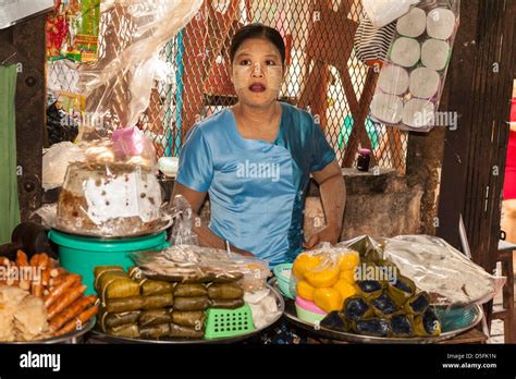 Woman Selling Food Bogyoke Aung San Market Also Known As H G Scott