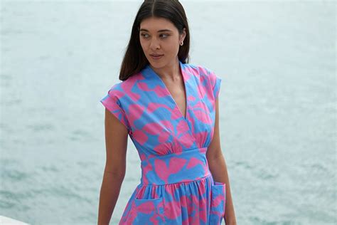 Vibrant Expressions Foil