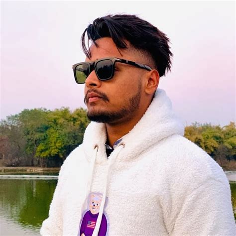 𝐌𝐨𝐡𝐢𝐭 (@mohit.___.01) • Threads, Say more