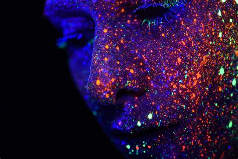 100 Reactive Wallpapers