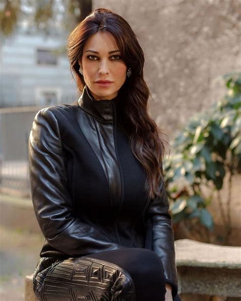 Manuela Arcuri Instagram