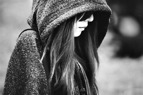 صور بنات حزينة ابيض واسود Sad Girls صور حزينة Sad Images
