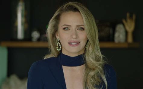 Shantel Vansanten Hit With Divorce Papers After Less Than Two Years Of