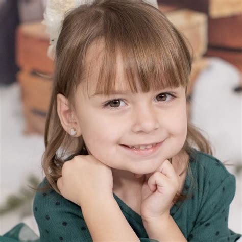 Little Lauren Play Youtube