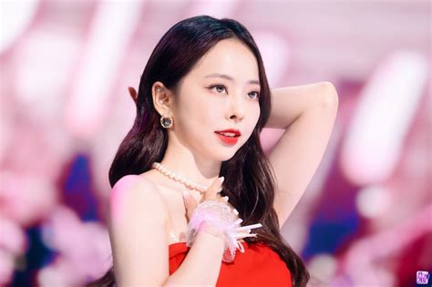 이달의소녀 인기가요 스페셜 하드털이 사슴 비비야 생일 축하해 걸그룹 갤러리 에펨코리아