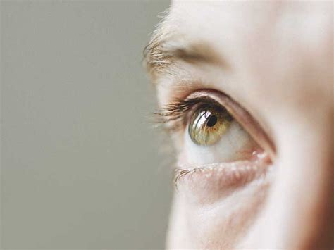 Foreign Object In The Eye Causes Symptoms And Prevention