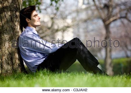 Man Sleeping Under A Tree Stock Photo 28394544 Alamy