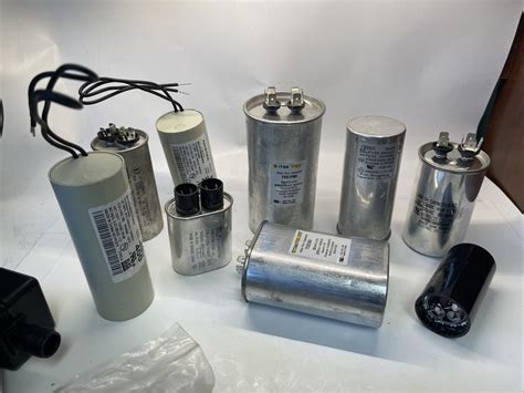 Lot Of 9 Titan Pro Packard Capacitor Mix Lot Motor Run Capasitor