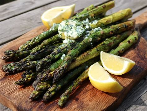 Sparris Recept Grön Och Vit Sparris Stekt Grillad Och Ugnad Bakstunden