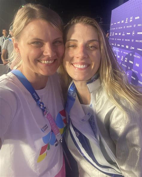 Хай це не найякісніша наша фотка але точно одна з найкращих Я сьогодні знов бачила Харлан яка