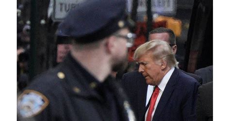 Доналд Тръмп пристигна с частния си самолет в Ню Йорк Видео